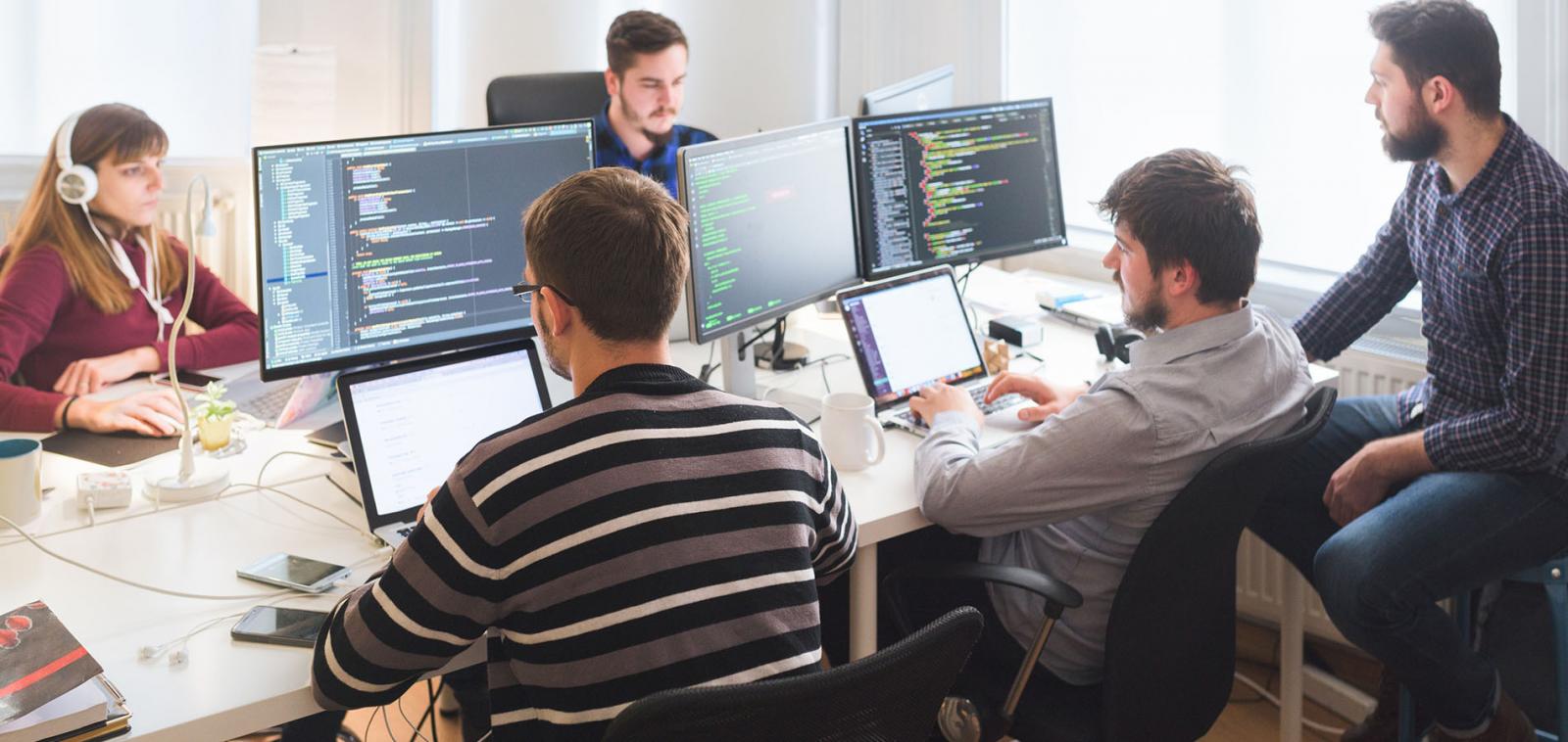 Online Master's (MS) Degree in Information Technology | Champlain ...